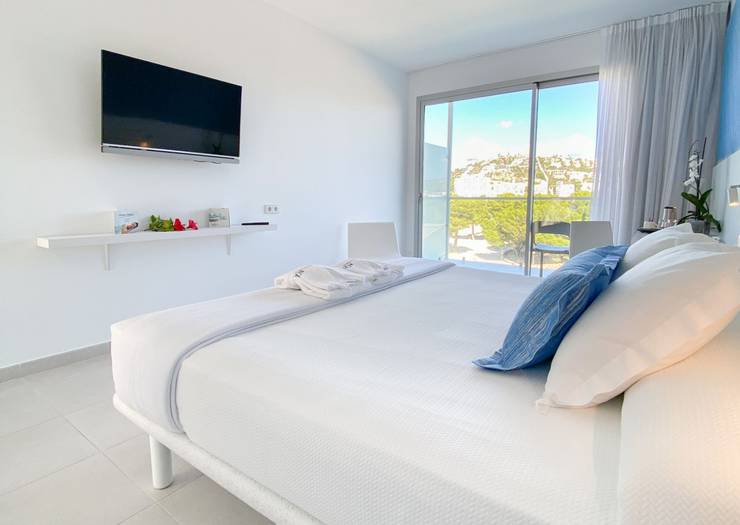 Reverence Life Hotel ’s Rooms in Santa Ponsa, Majorca, Official Website